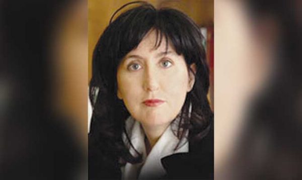 ANGELA FARRELL’S ‘VICTORIAN TIME WARP’ - The Phoenix Magazine