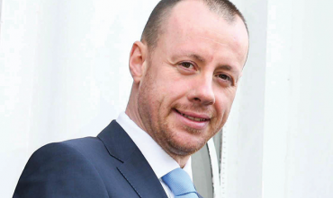 SIMON STOKES’S PHOTO - The Phoenix Magazine