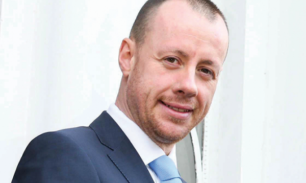 SIMON STOKES’S PHOTO - The Phoenix Magazine