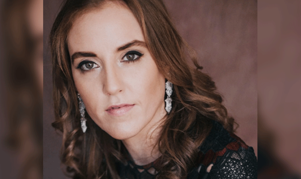 LOUISE O’NEILL’S OUTSIDER - The Phoenix Magazine