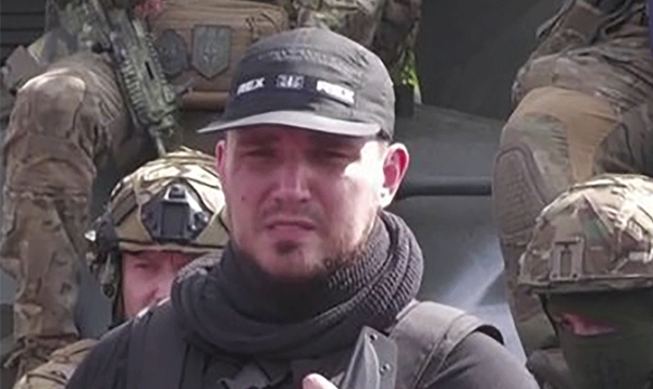 INTERNATIONAL BRIGADE SWAPS SIDES