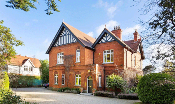 PETER GLEESON’S PILE - The Phoenix Magazine