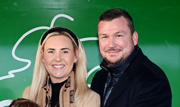 THE BROWNS PULL THE PLUG - The Phoenix Magazine