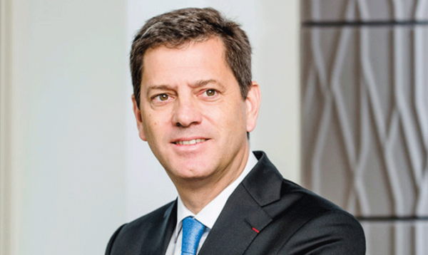 TONY SMURFIT’S US DREAM COULD BE A NIGHTMARE - The Phoenix Magazine